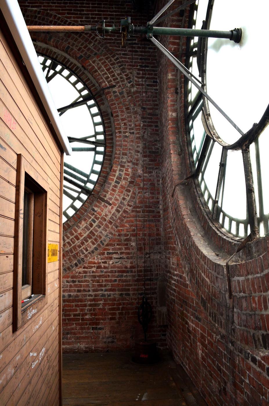 On a split vote, Oregon Senate passes a switch to standard time – if ...